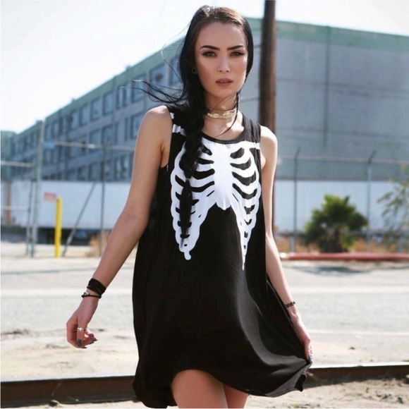 Iron Fist | Dresses | New Iron Fist Bone In Trapeze Dress Black White ...